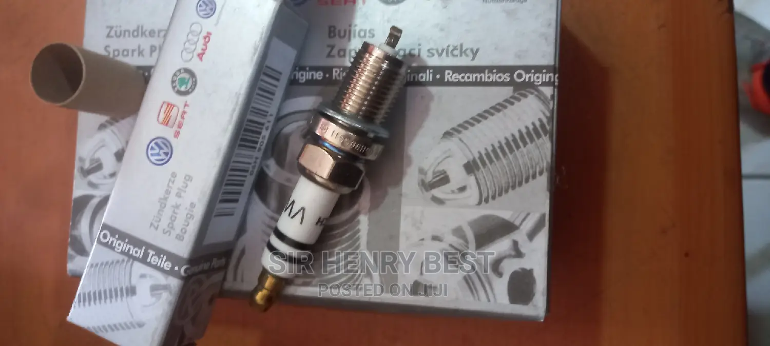 Volkswagen and Audi Spark Plugs.06h 905 611 in Lekki - Vehicle Parts ...