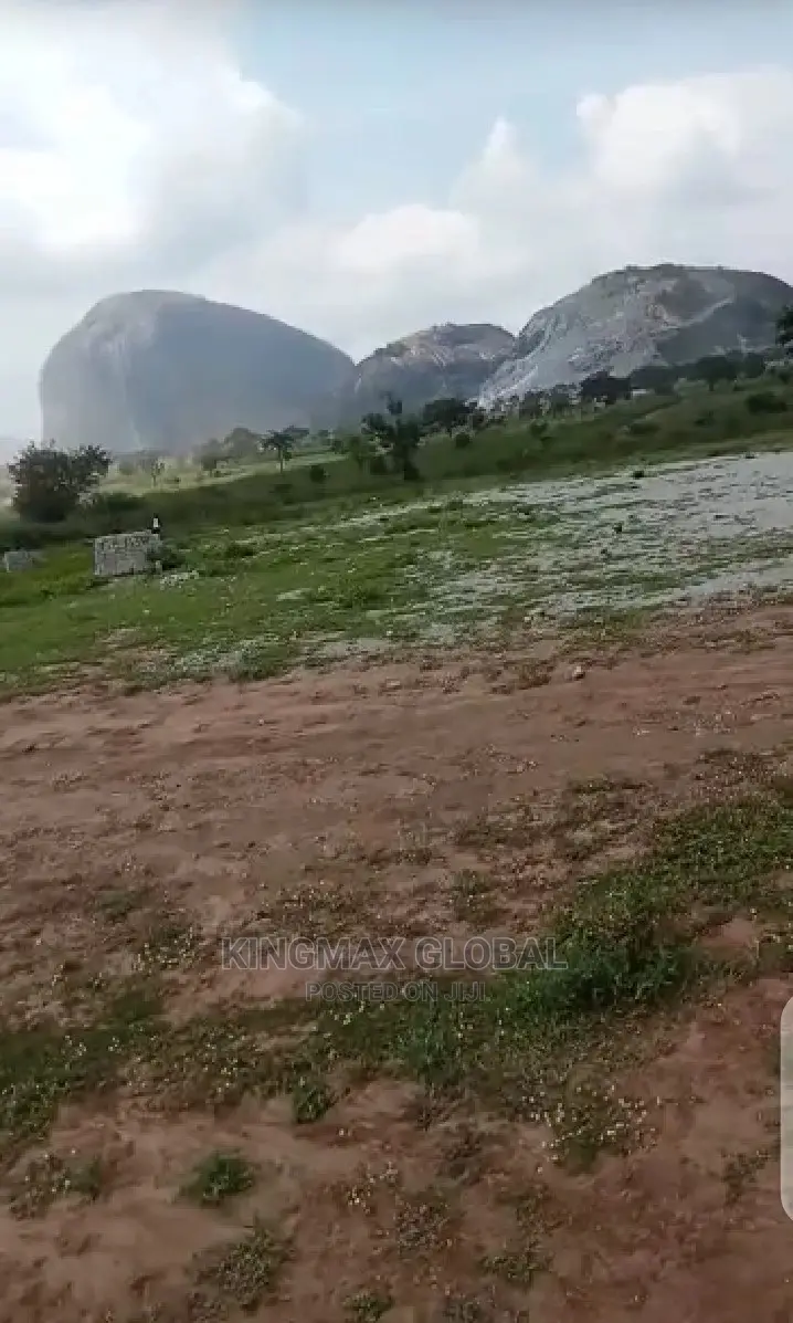 107ha Jibi Behind Mopol Barracks After Kubwa Arab Junction in Dei-Dei ...