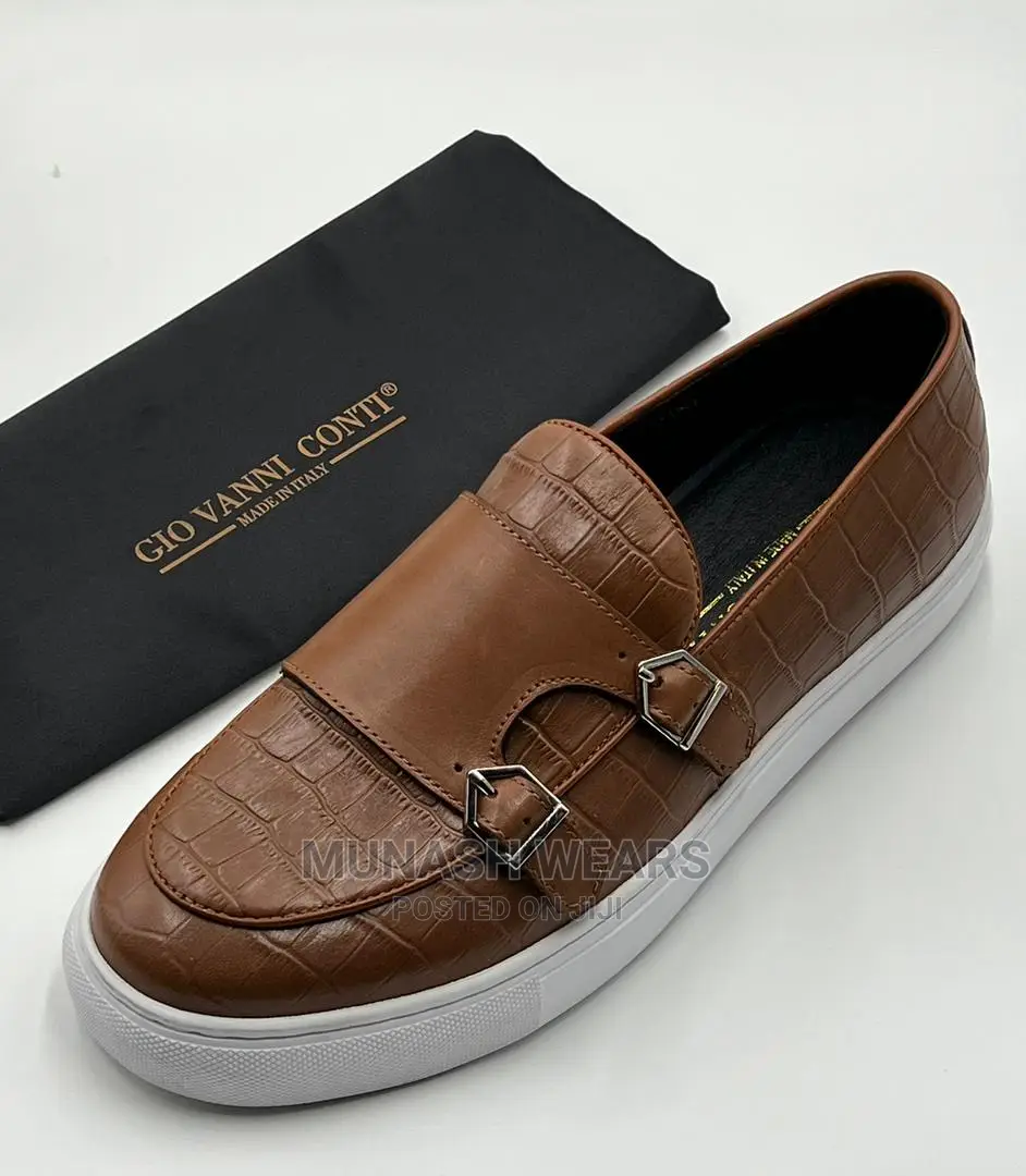 Italian Conti Sneakers in Surulere - Shoes, Munash Wears | Jiji.ng