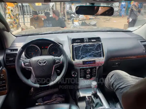 Toyota Prado 2010 Interior