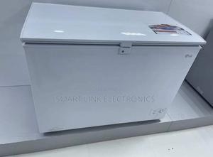 LG CHEST FREEZER (190 Liters)White Color,Convenient Wheels in Amuwo ...