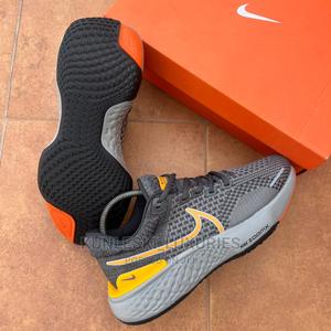 Original Nike Zoom X Invisible Run Flyknit 2 Grey Sneaker in Lagos ...