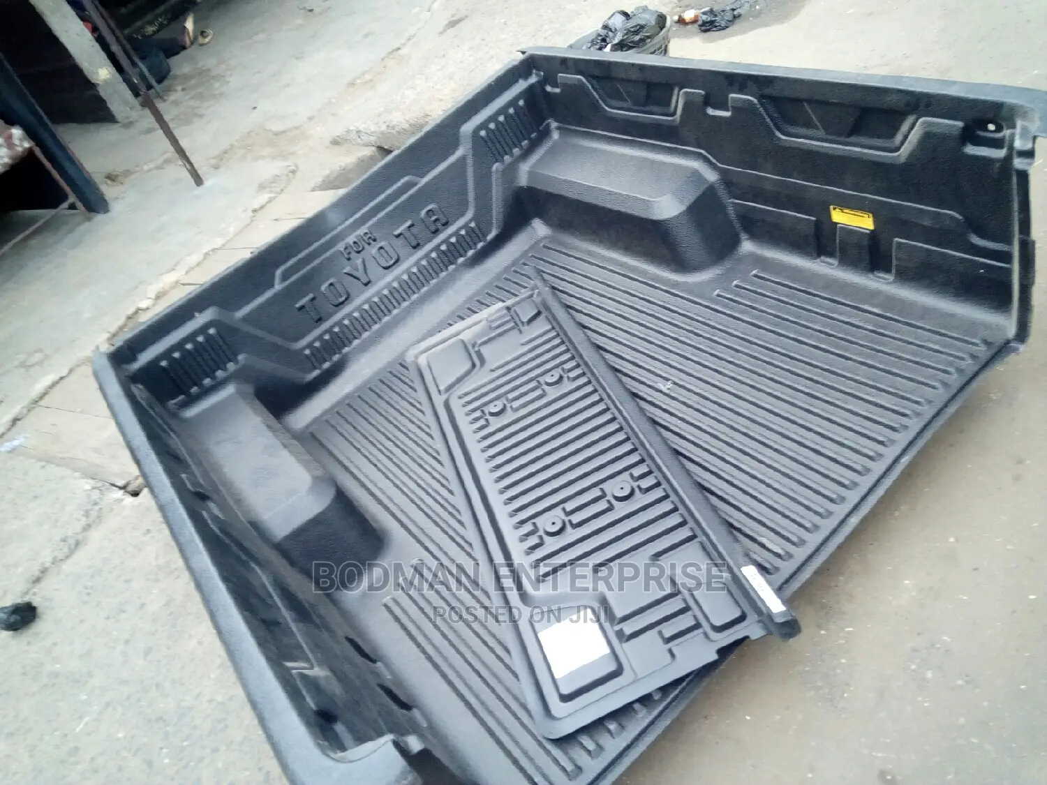 Bedliner for Toyota Hilux ( Bucket )*+ for sale - Bodman Enterprise Nig ...