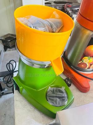 Electric Orange Juicer/Citrus Juicing Machine/Semi Automatic in Ojo ...