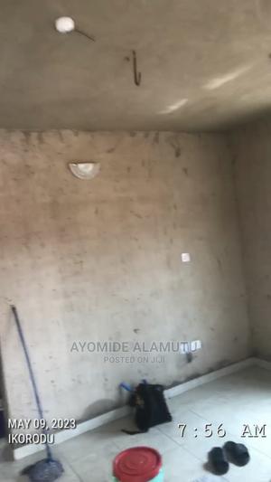 Professional Painter Interior Exterior in Ikorodu - Building & Trade Services, Ayomide Alamutu ...