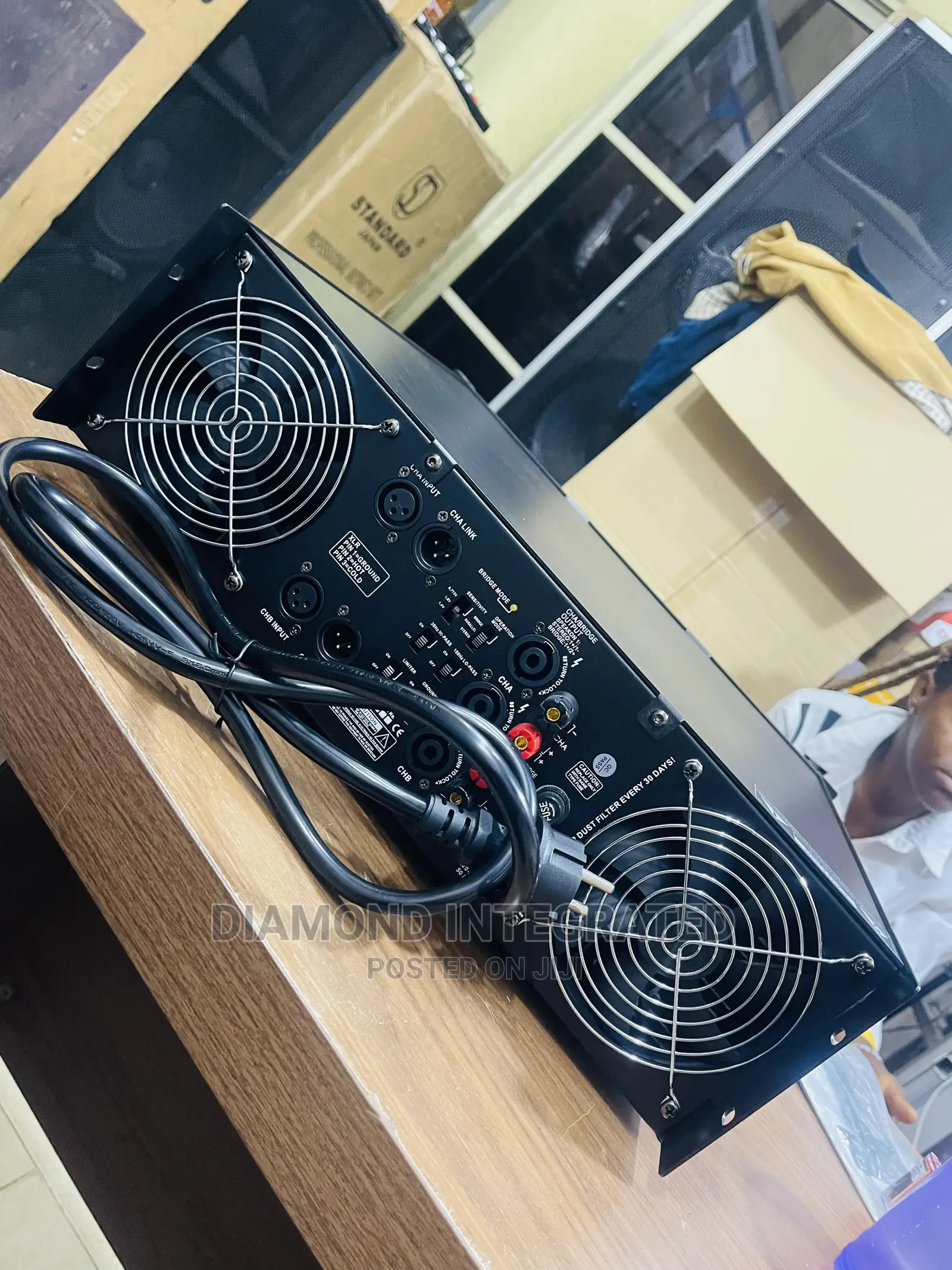 JBL 8000 Watts Powered Amplifier for sale - Diamond integrated concept ...