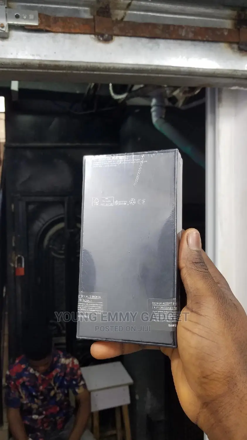 New Samsung Galaxy S21 5G 128 GB Gray in Ikeja - Mobile Phones, Young ...