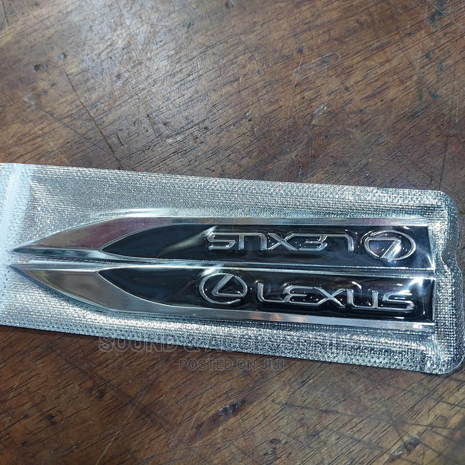 Lexus 2pcs/Set 3D Metal Fender Emblem Logo Car Sticker in Ojo - Vehicle ...