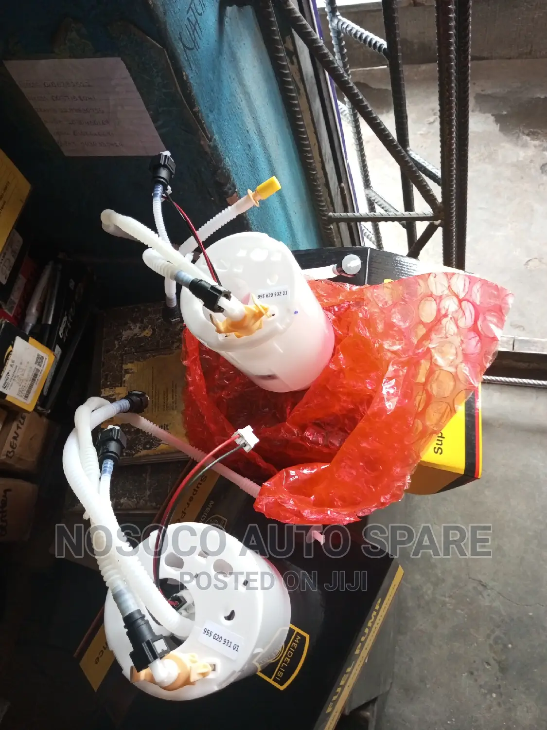 Fuel Pump Porsche Cayenne 2005 in Surulere - Vehicle Parts ...