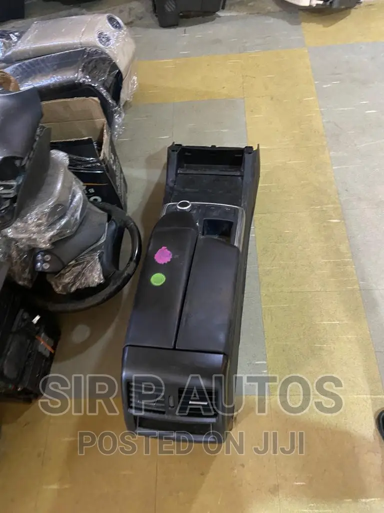 All Model of Mercedes Benz Center Console Are Available for sale - sir ...