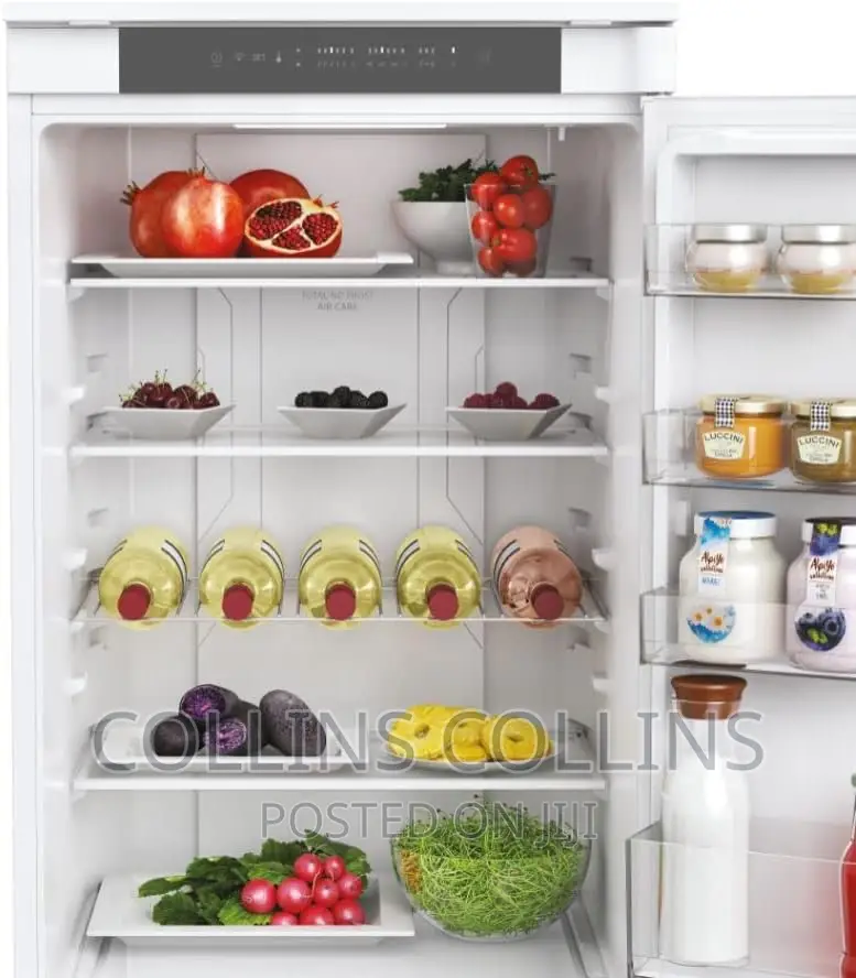 Hoover 70/30 Built-in/Integrated Frost Free Fridge Freezer in Ojo ...