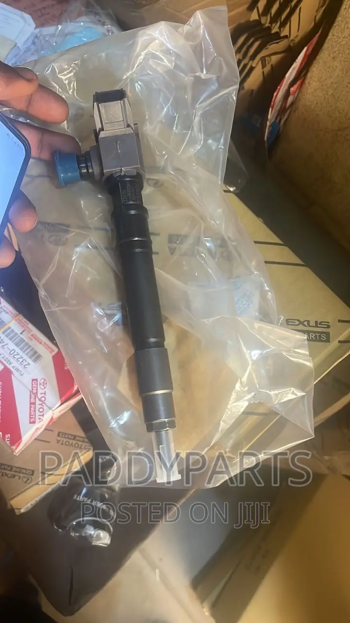 Toyota Hilux 2gd Injector Nozzle in Lagos Island (Eko) - Vehicle Parts ...