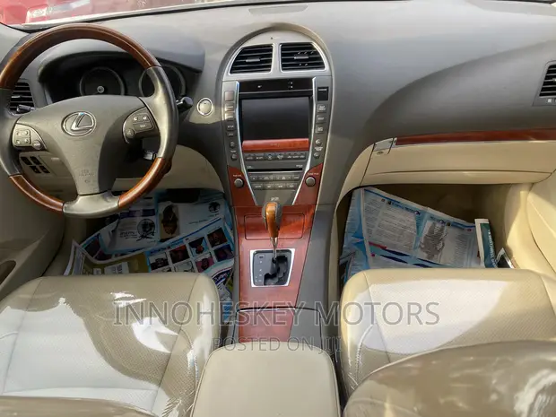 Lexus E 350 2011 Interior Toks 2011 Lexus Es 350 ... White On Cream