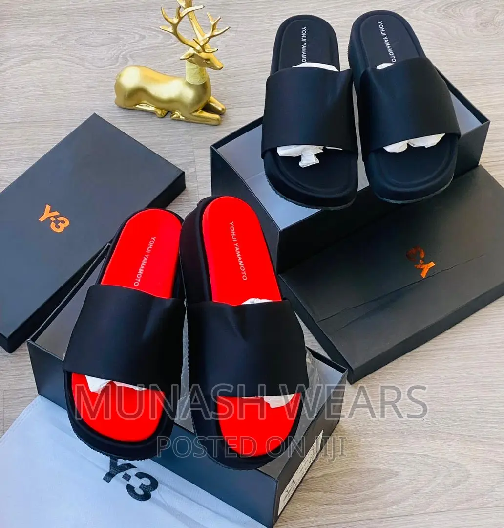 Y3 Luxury Slide in Lagos Island (Eko) - Shoes, Munash Wears | Jiji.ng