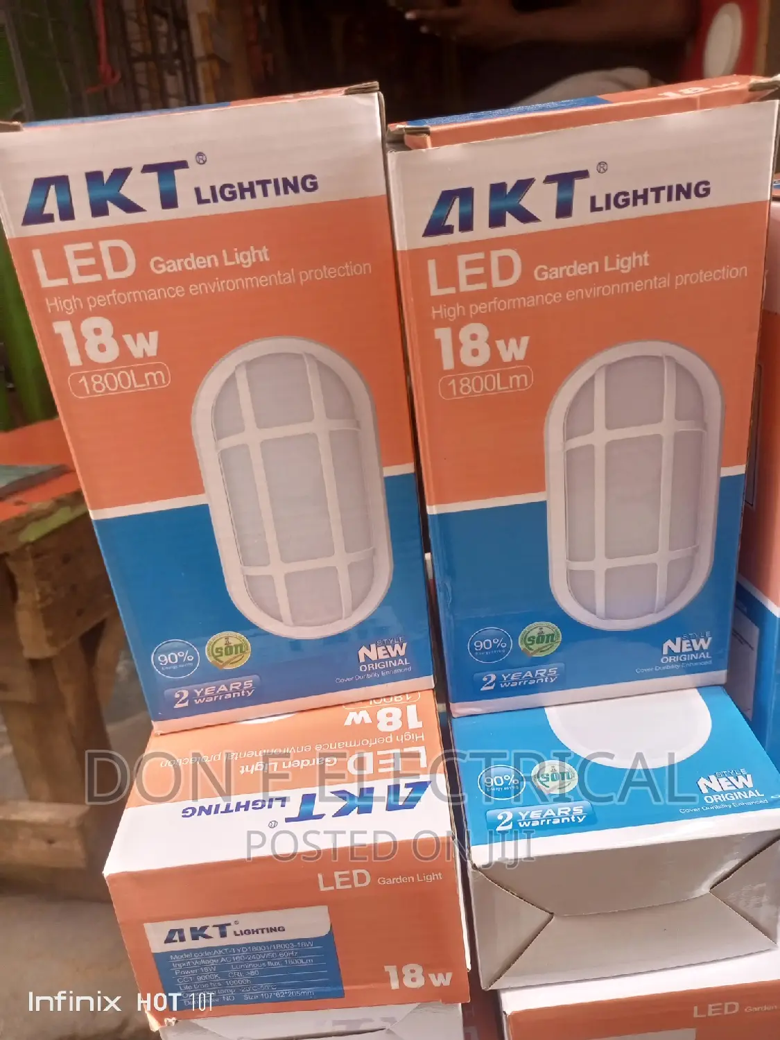 18watt AKT LED Wall Light in Lagos Island (Eko) - Lighting, Ewezugachi Enyinnaya | Jiji.ng