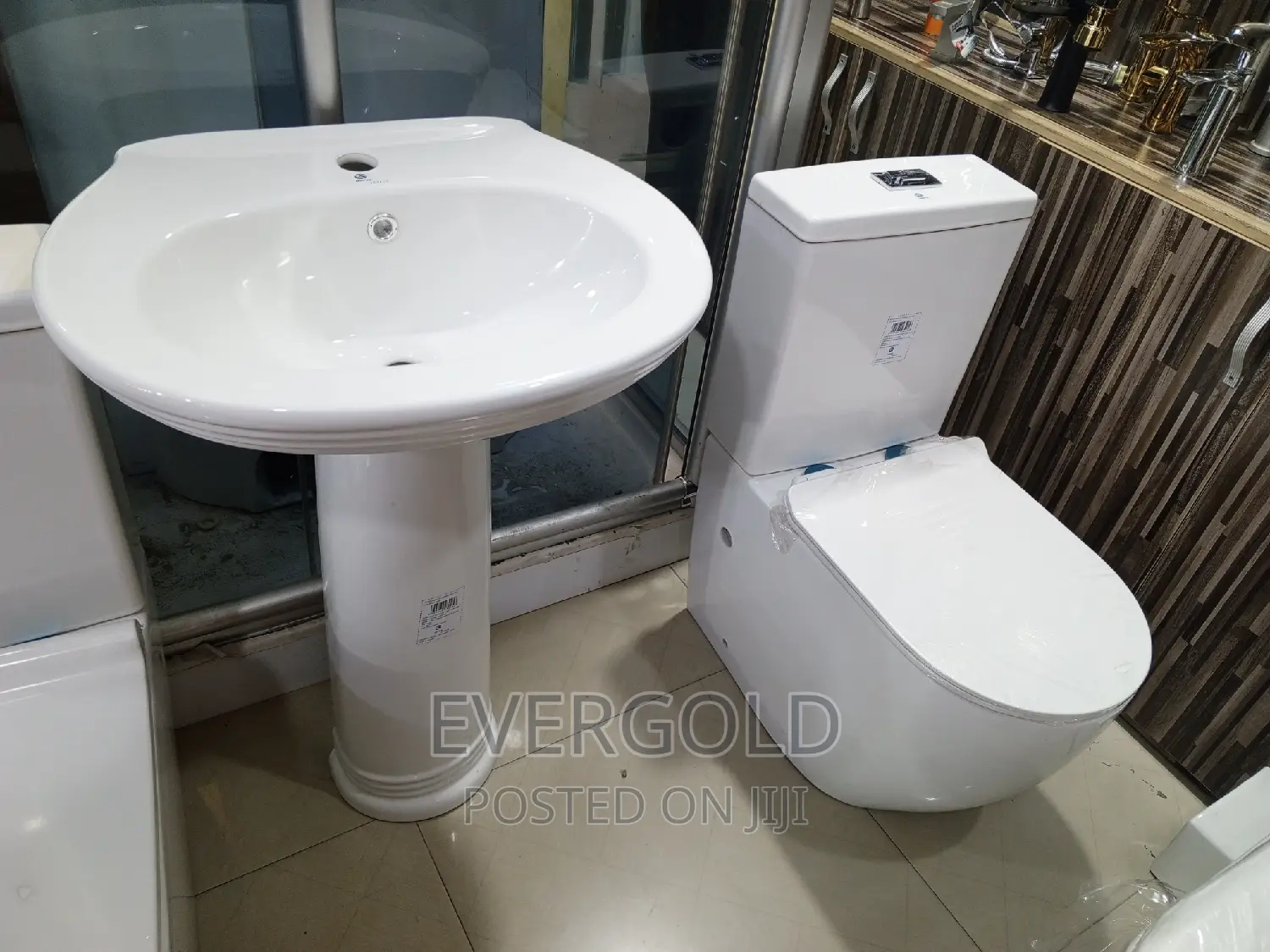 Executive Italian Water Closet With Wash Hand Basin Availab in Orile ...