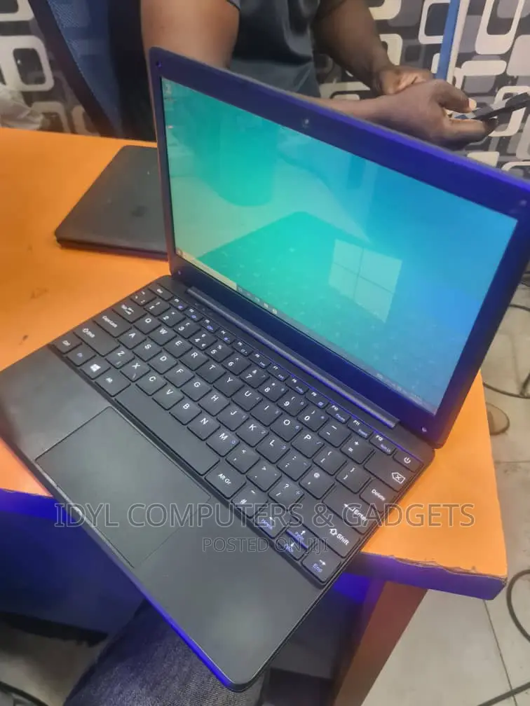 Laptop Geo Geobook 1E 4GB Intel Celeron SSD 60GB for sale - IDYL ...