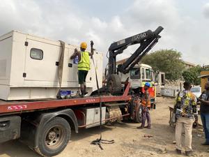Modern DAF Self Loader 5.5 Tons Available -charter Services in Ikeja - Logistics Services, Izzy ...