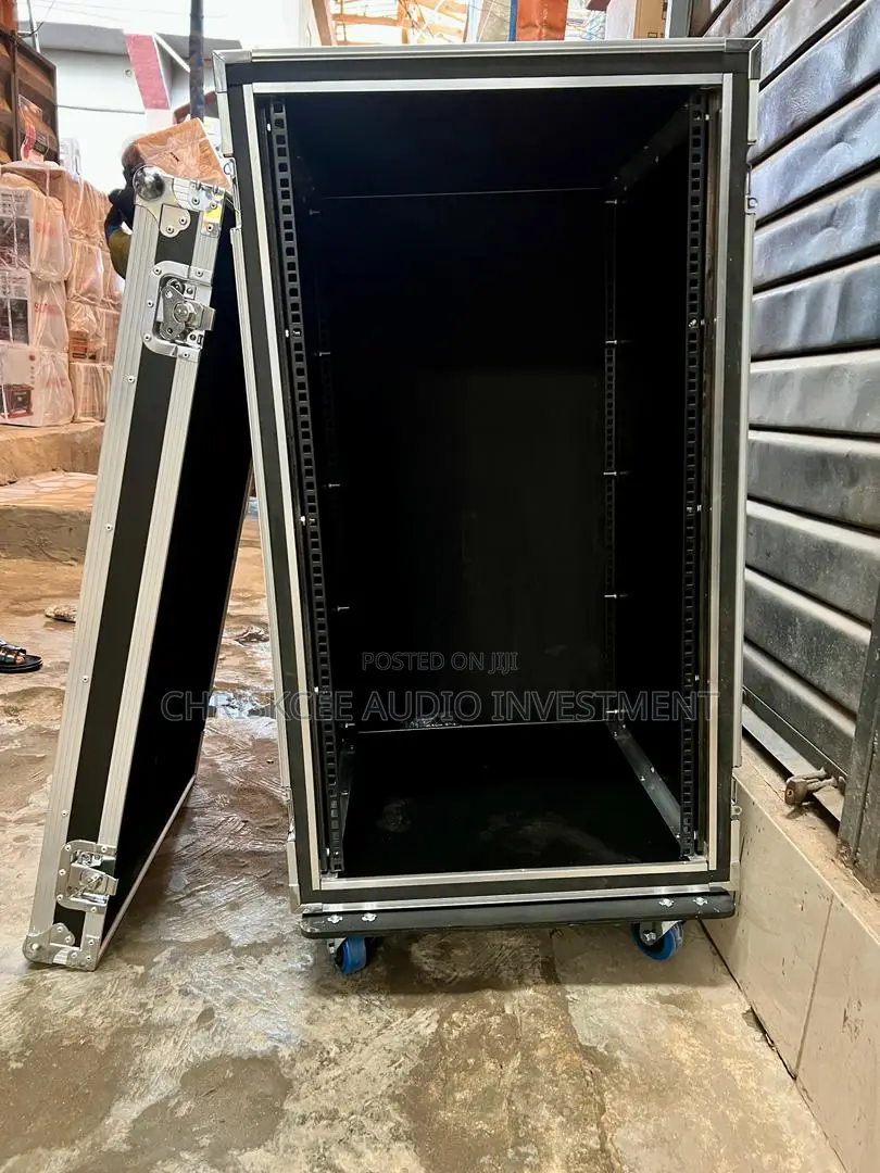 Professional Amplifier Rack 21u in Ojo - Musical Instruments & Gear ...