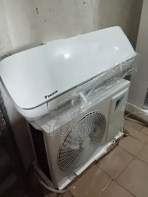DAIKIN 2 HP Air Conditioner Split Unit 100%Copper Coil Etc. in Ojo ...