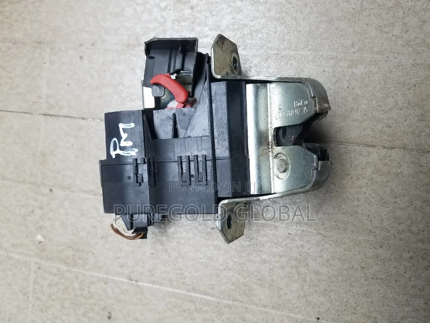 Mercedes Benz C Class Boot Latch (Catcher) for sale - PUREGOLD GLOBAL ...