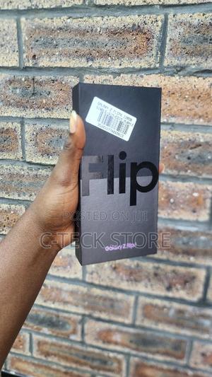 New Samsung Galaxy Z Flip4 128 GB Purple in Ikeja - Mobile Phones, C-teck Store | Jiji.ng