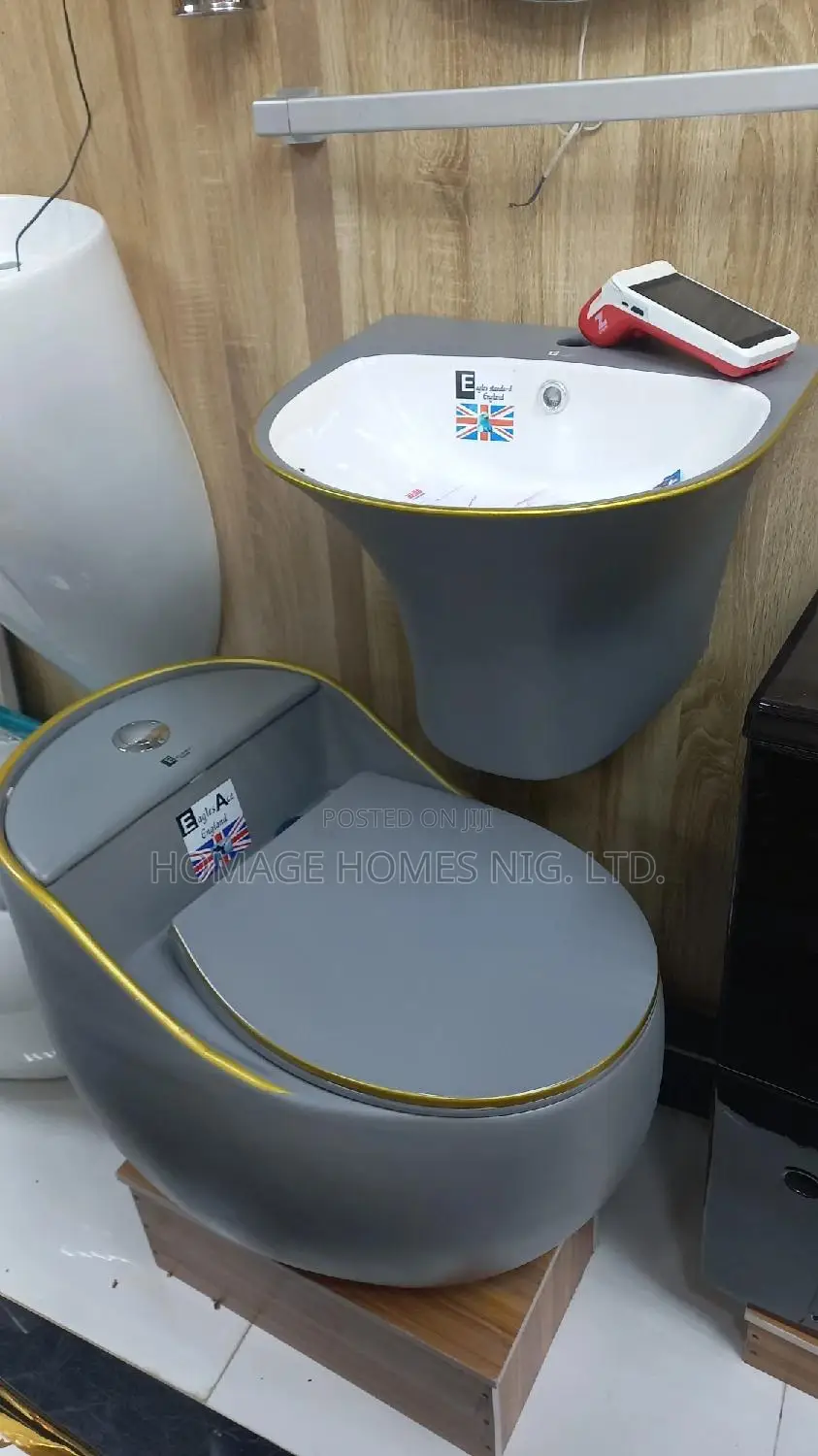 Luxury Gray Wc Wit Suspended Basin in Orile - Plumbing & Water Systems ...