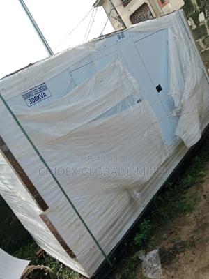 300 Kva Perkins Soundproof Diesel Generators100% Copper Coil in Central ...