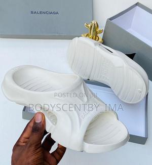 *Balenciaga Mold Slide in Ikeja - Shoes, Imaobong Nsima | Jiji.ng