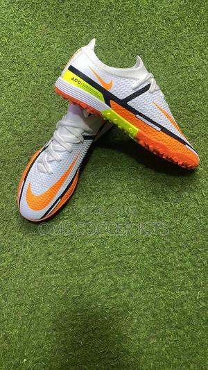 Nike Phantom Canvas Boot (41/43) in Ikotun/Igando - Shoes, Oms Soccer ...