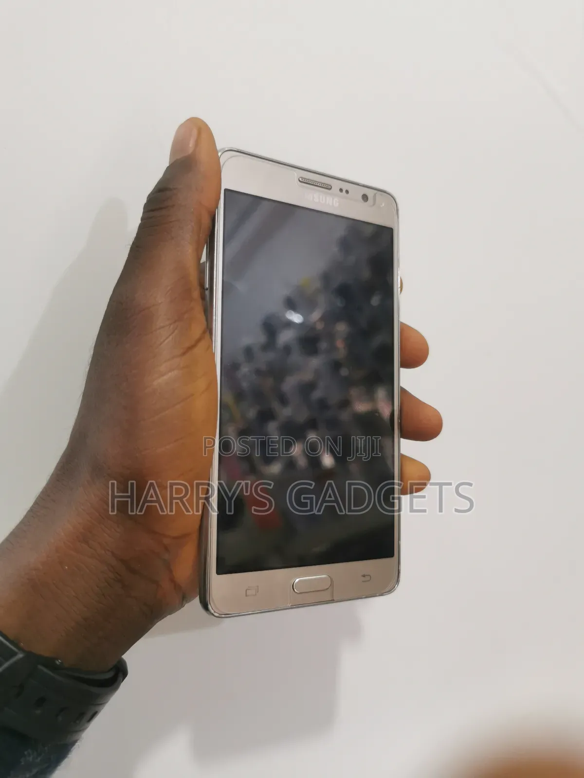 Samsung G600 Gold for sale - Harry's Gadgets Price: ₦ 45,000 on Jiji.ng ...