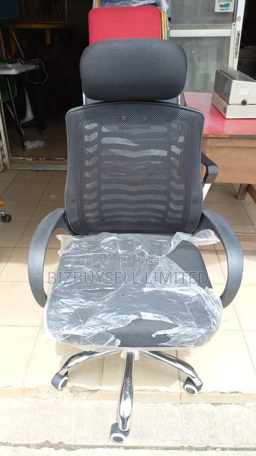 Semi Executive Office Mesh Swivel Chair With Headrest. in Central ...