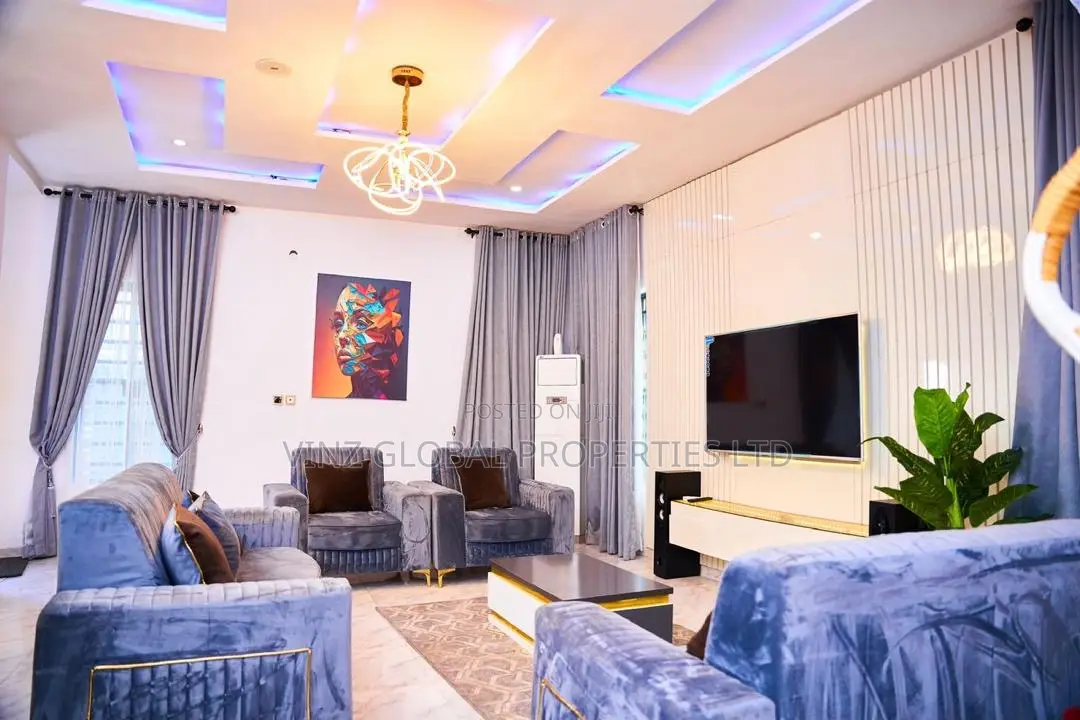 Exquisite 4 Bedroom Fully Detached Duplex Apartment(Movies Party) in ...