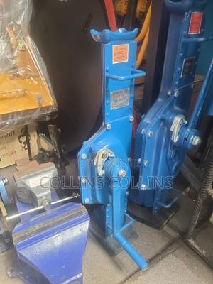 Monkey Jack 10 Ton in Ojo - Manufacturing Equipment, Collins Collins ...