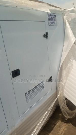 250kva Perkins Soundproof Diesel Generator 100% Copper Coil in Central ...