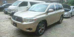 Toyota Highlander 2008 Gold in Akure - Cars, Car Marketplace | Jiji.ng