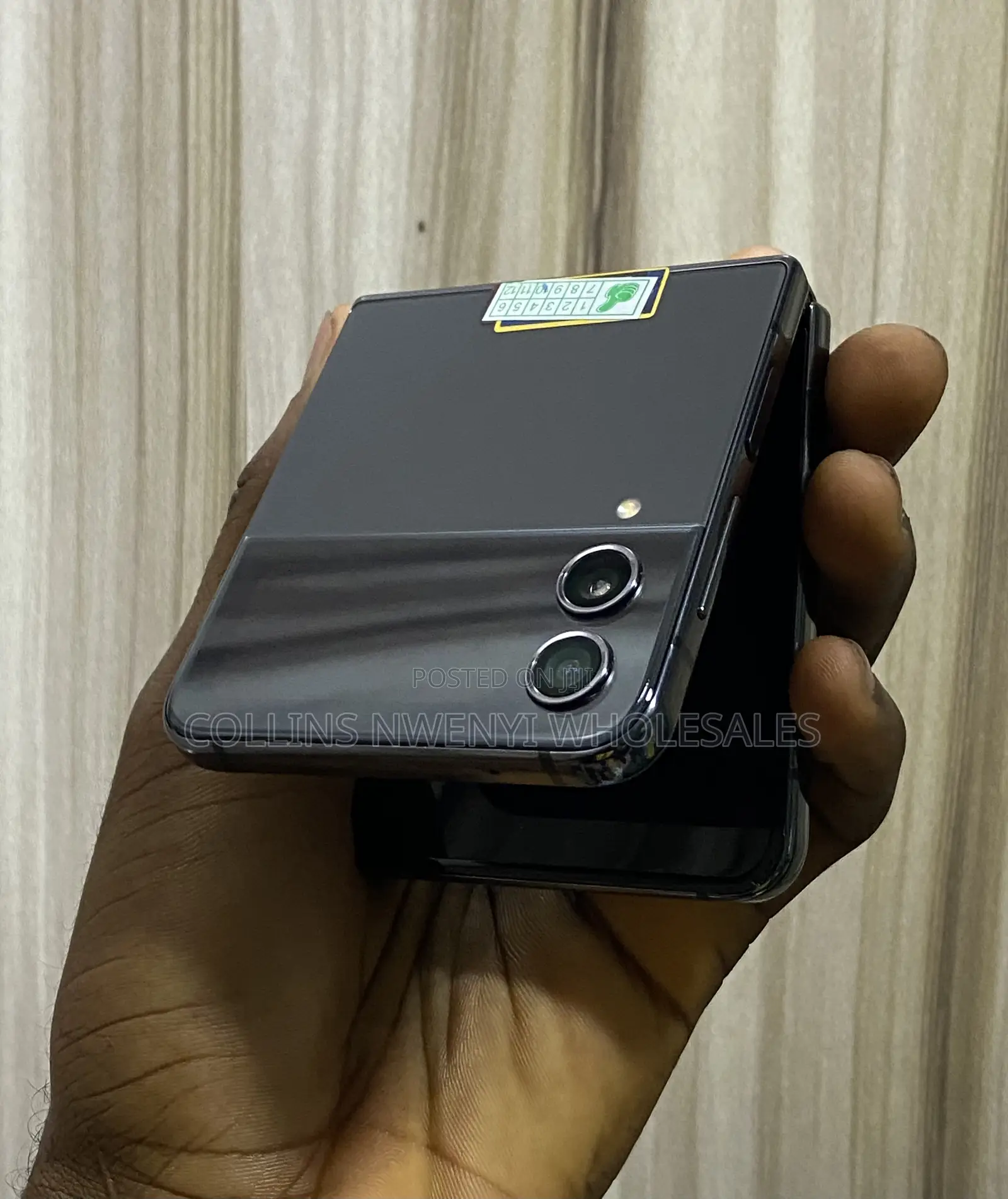 Samsung Galaxy Z Flip4 128 GB Black for sale - Collins Nwenyi ...
