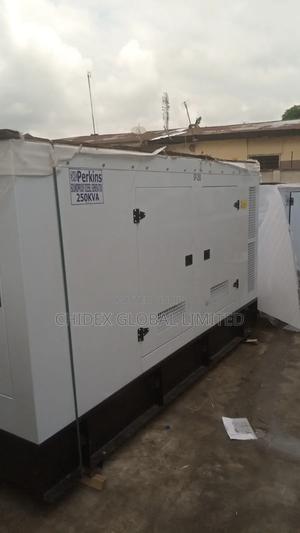 250kva Perkins Soundproof Diesel Generator 100% Copper Coil in Port ...