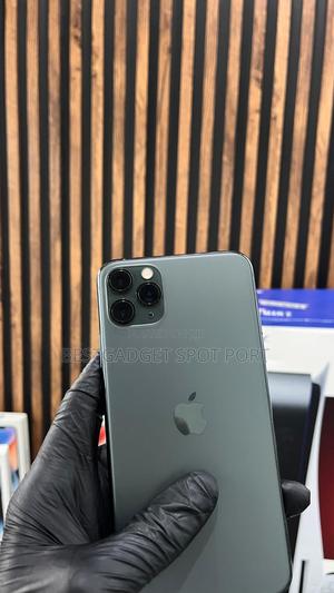 Apple iPhone 11 Pro Max 64 GB Black in Port-Harcourt - Mobile Phones ...