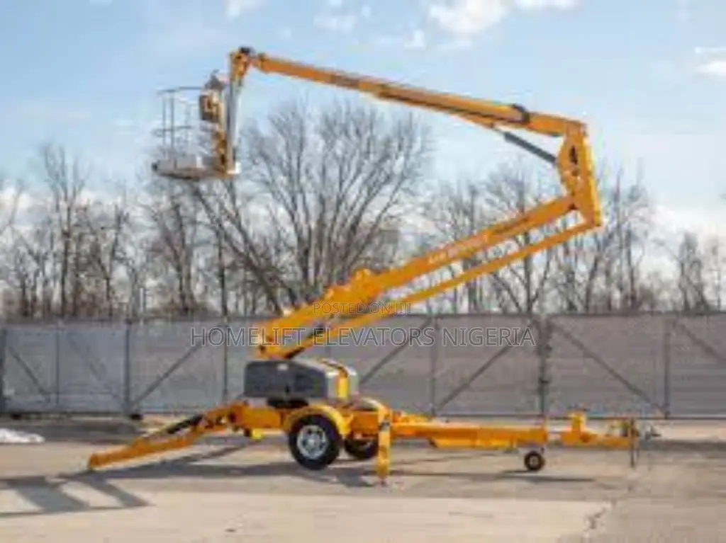 50" Towable Electric Articulating Boom Lift in Port-Harcourt - Building ...