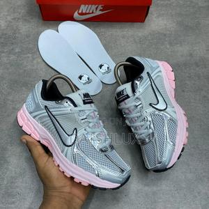 Photon Dust Pink Foam Nike Vomero 5 in Lagos Island (Eko) - Shoes ...