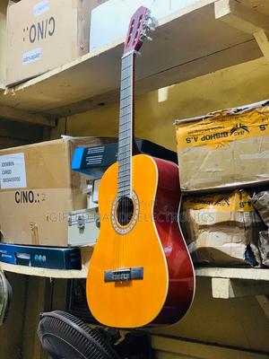 Acoustic Guitar in Ojo - Musical Instruments & Gear, Gifted Hands ...