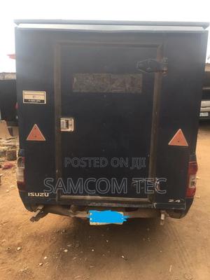 Isuzu NKR/2.4l Van in Abeokuta South - Trucks & Trailers, Samcom Tec | Jiji.ng