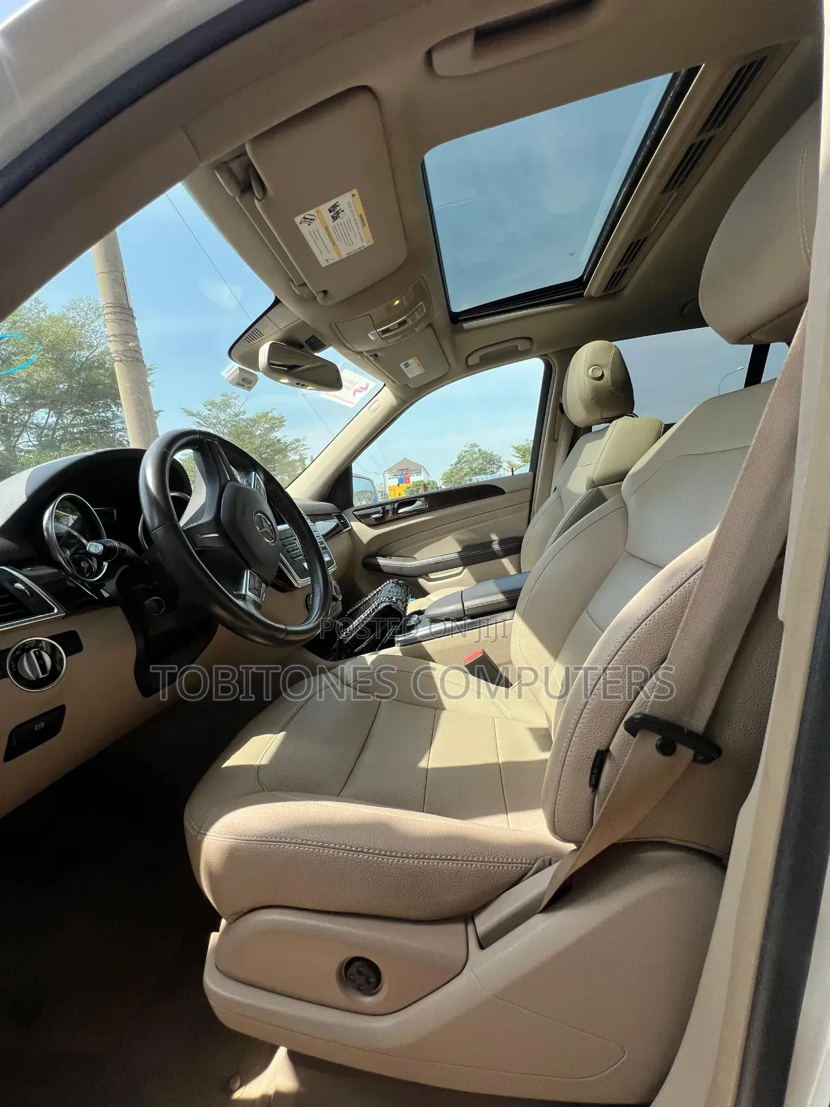 Mercedes-Benz M Class ML350 4dr SUV (3.5L 6cyl 7A) 2015 White in Apo ...
