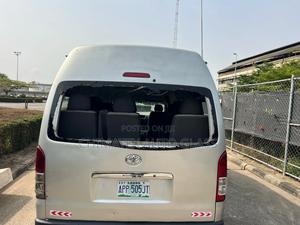 Back Glass Hiace Bus Available We Deliver Install in Lagos Island (Eko ...