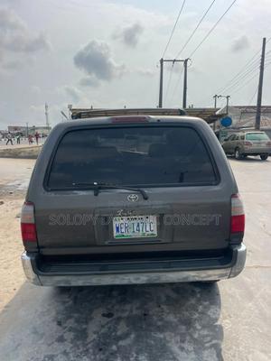Toyota 4-Runner 2002 Gray in Lekki - Cars, Solo-py Dynamic | Jiji.ng