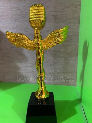 Gold Trophy Mic in Mushin - Arts & Crafts, Somlinx Global | Jiji.ng