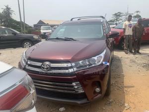 Toyota Highlander 2016 Red in Amuwo-Odofin - Cars, Mark Ameh | Jiji.ng