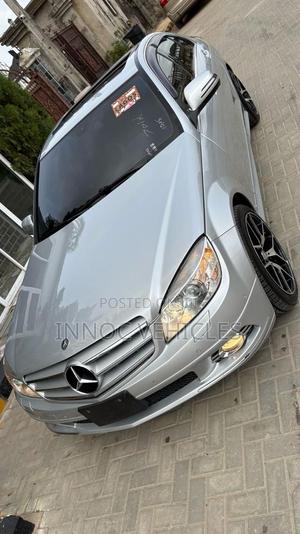 Mercedes-Benz C300 2011 Silver in Lekki - Cars, Innoc Vehicles | Jiji.ng