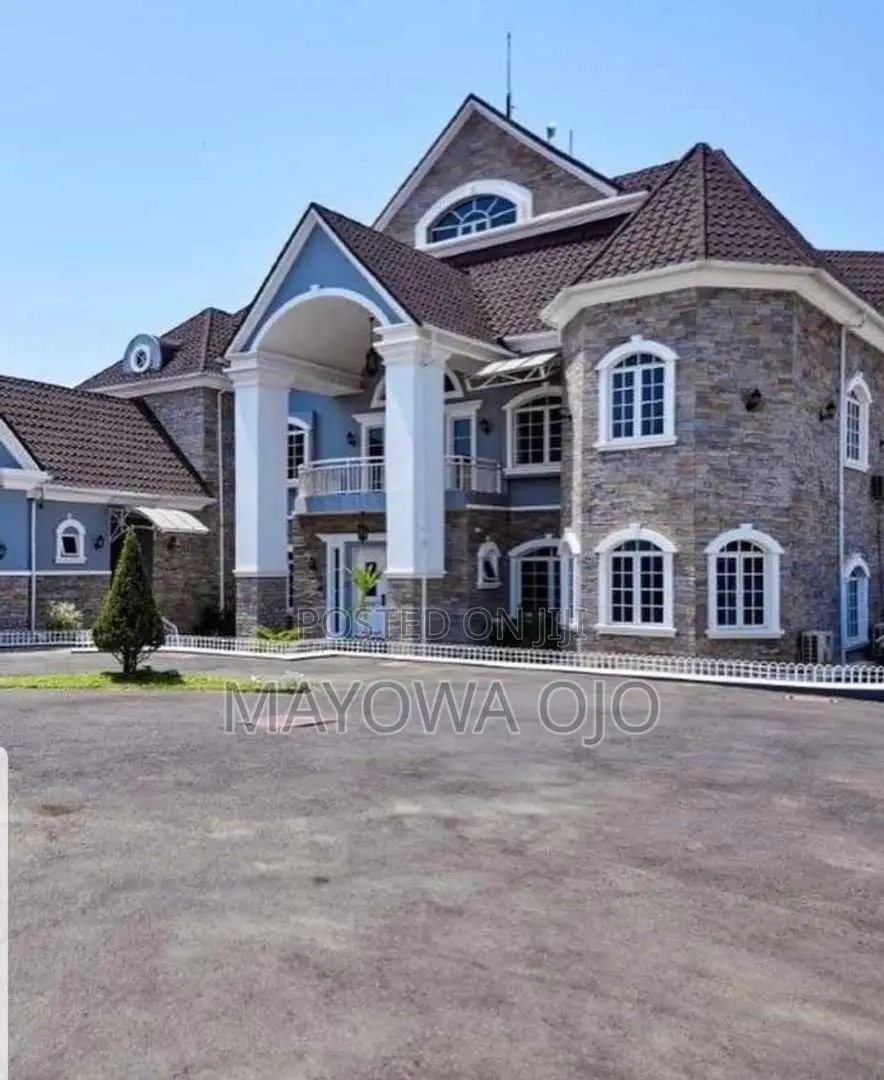 18bdrm Mansion in Gusape, Guzape District for sale for sale - Mayowa ...
